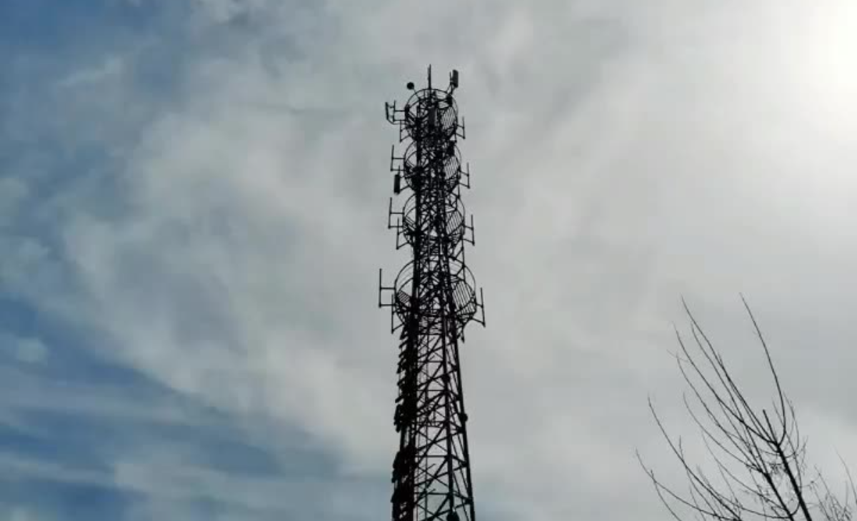 Mga Mobile Network Tower